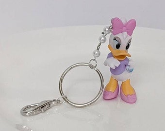 Daisy Duck Keychain - Etsy