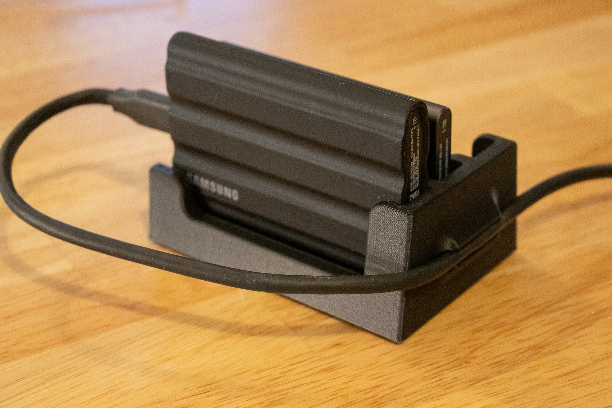 Samsung T7 SSD Holder for T7 & T7 Shield SSD Holder Organizer Stand ...