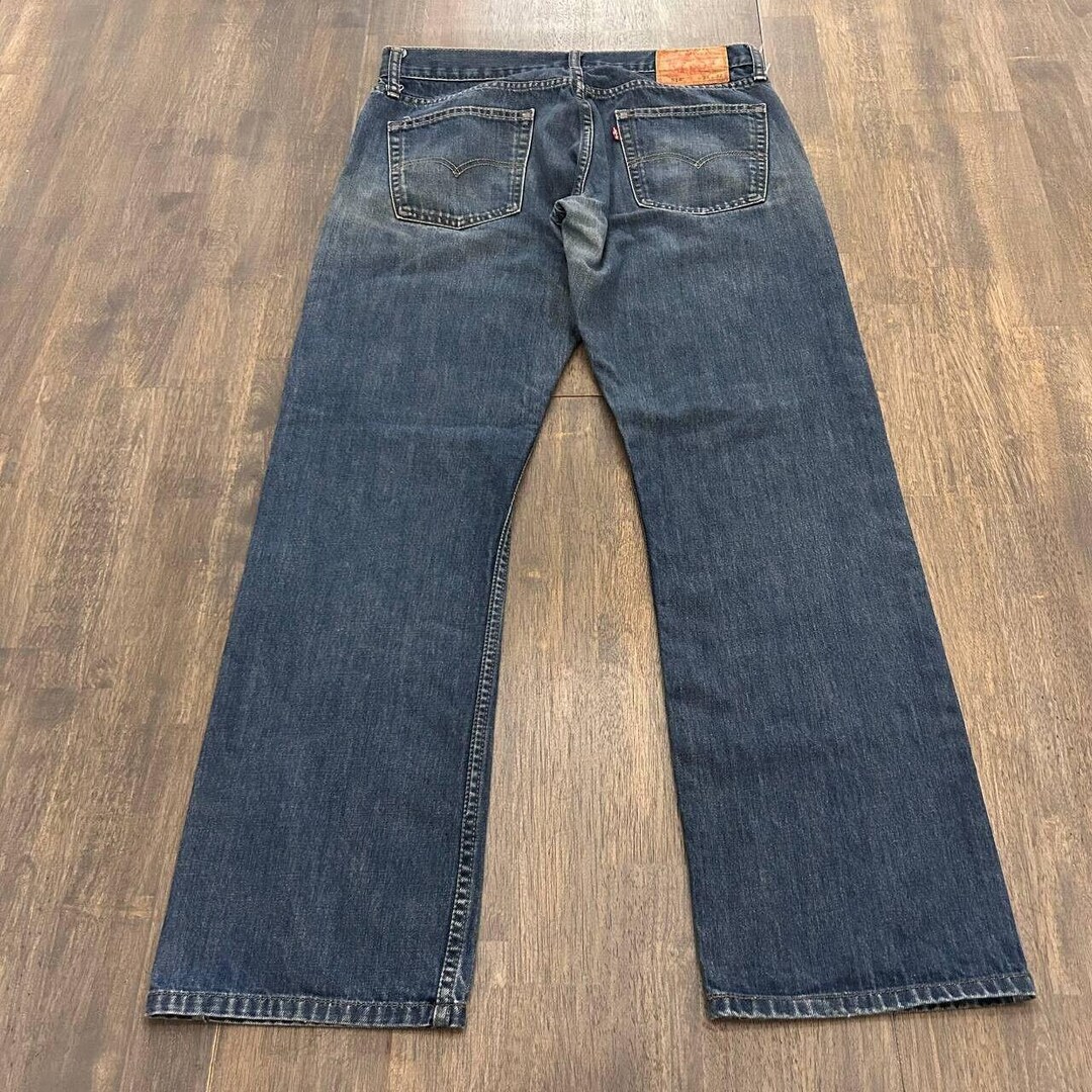Vintage Levi's 514 Straight Fit Mid Wash Blue Faded Denim Jeans Men's ...