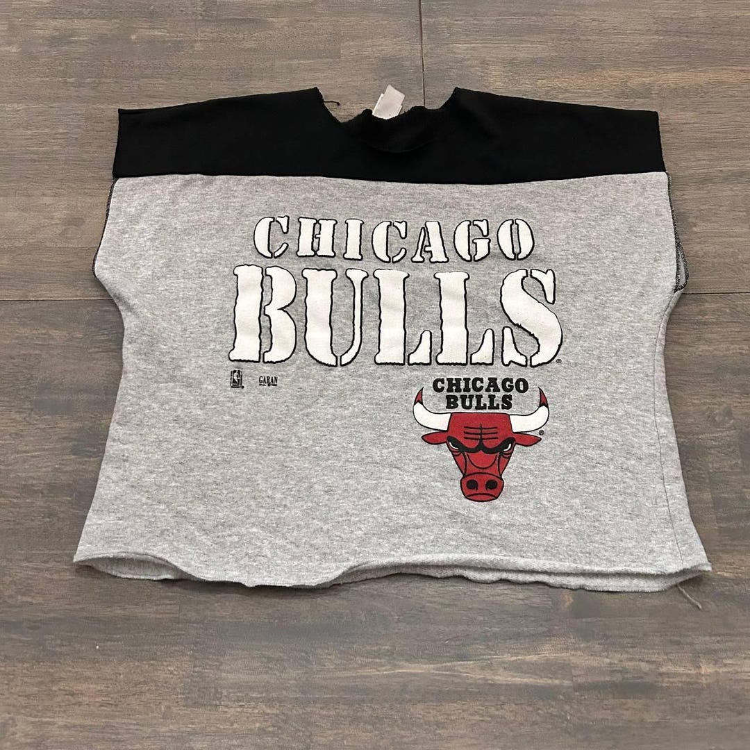 Vintage 90s Garan Chicago Bulls NBA Cut off Sweatshirt 1992 Gray ...