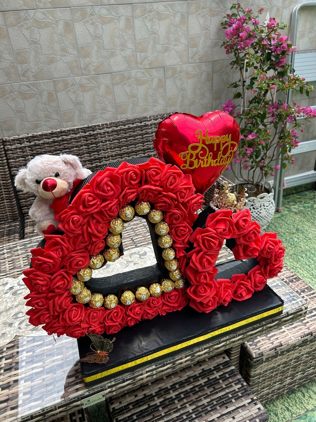 Candy Couple Heart Large Roses Gift Romantic Chocolate Birthday Anniversary Rocher Ferrero Love ...