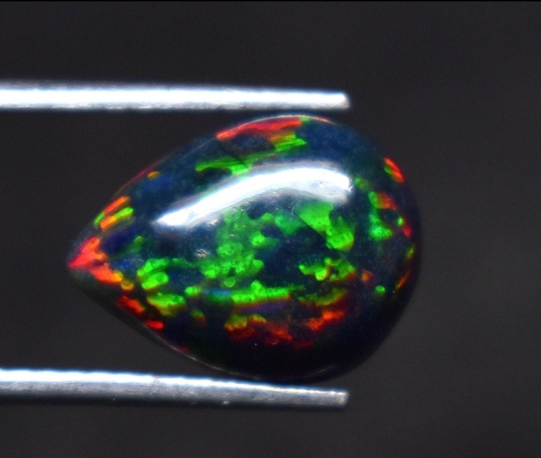 BROKEN LINE OPAL Rare Ethiopian Galaxy Opal Smoked Gemstone, 2 Carat ...