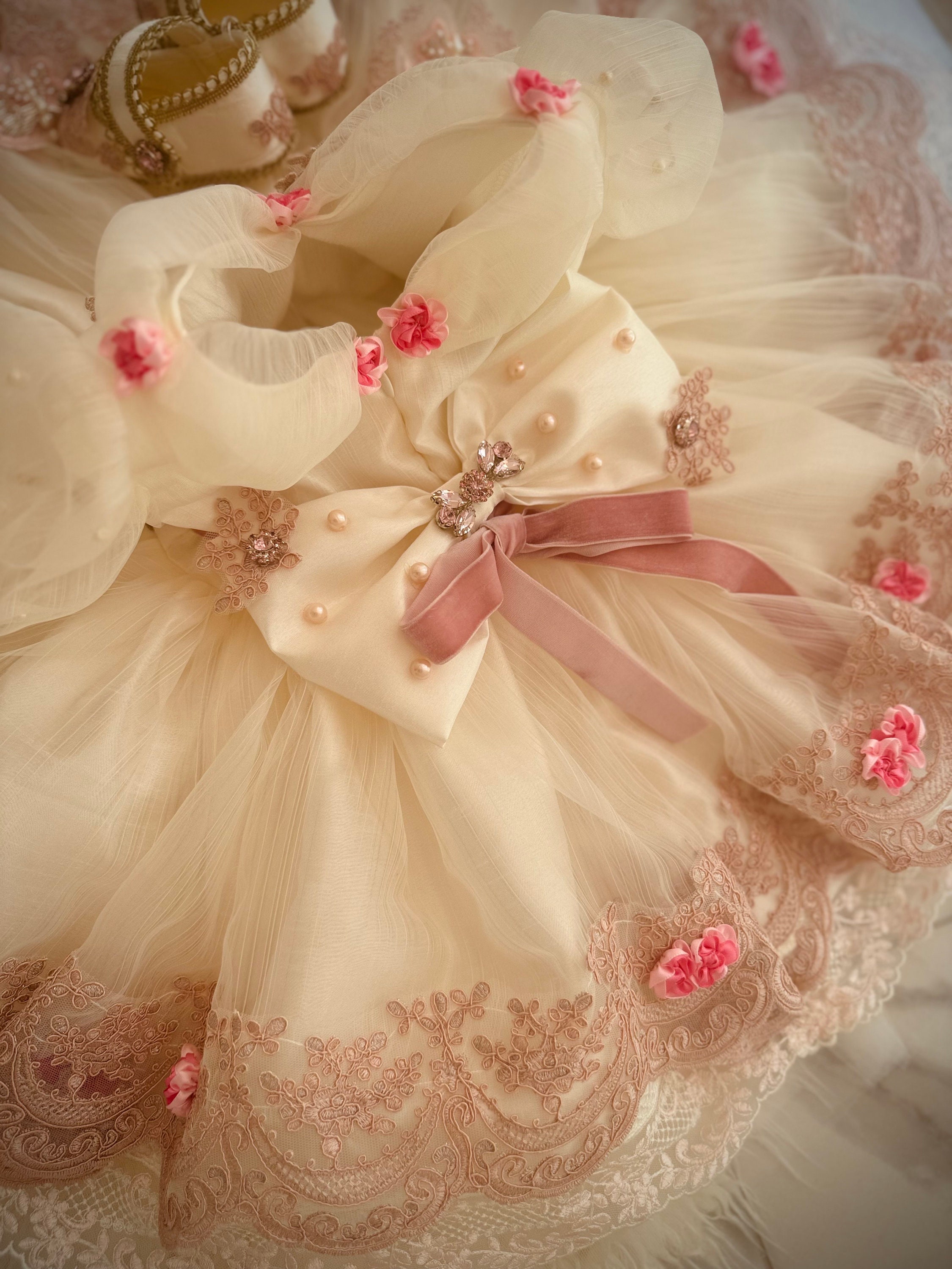 SWAN PRINCESS - Etsy