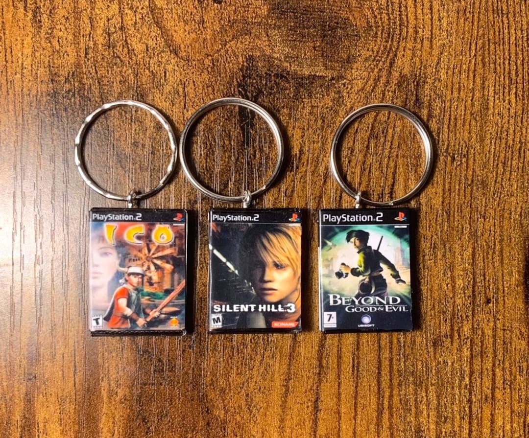 Miniature PS2 Game Keyring | ANY Game You Like | Retro Gamers Keyrings ...