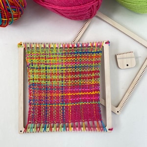 Square Frame Loom Weaving Kit, Various Loom Sizes, Yarn in Rainbow ...