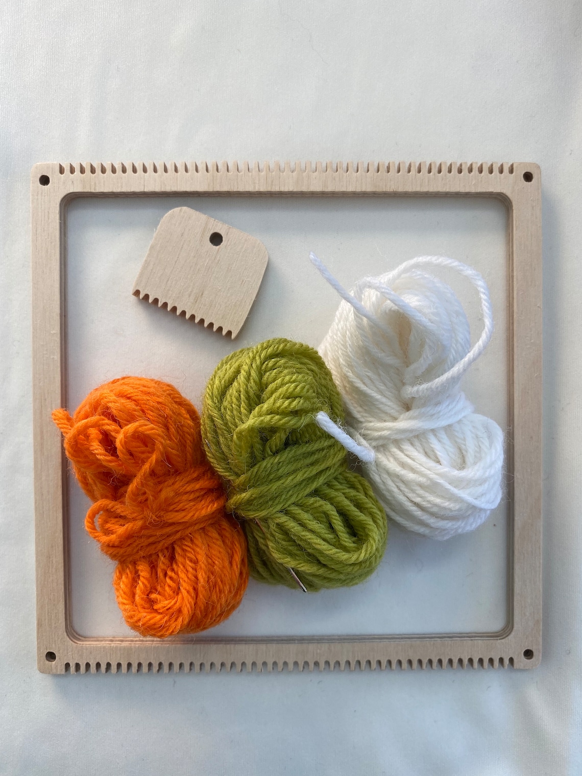 Square Loom Weaving Kit Kit Includes a Loom Yarn Comb - Etsy