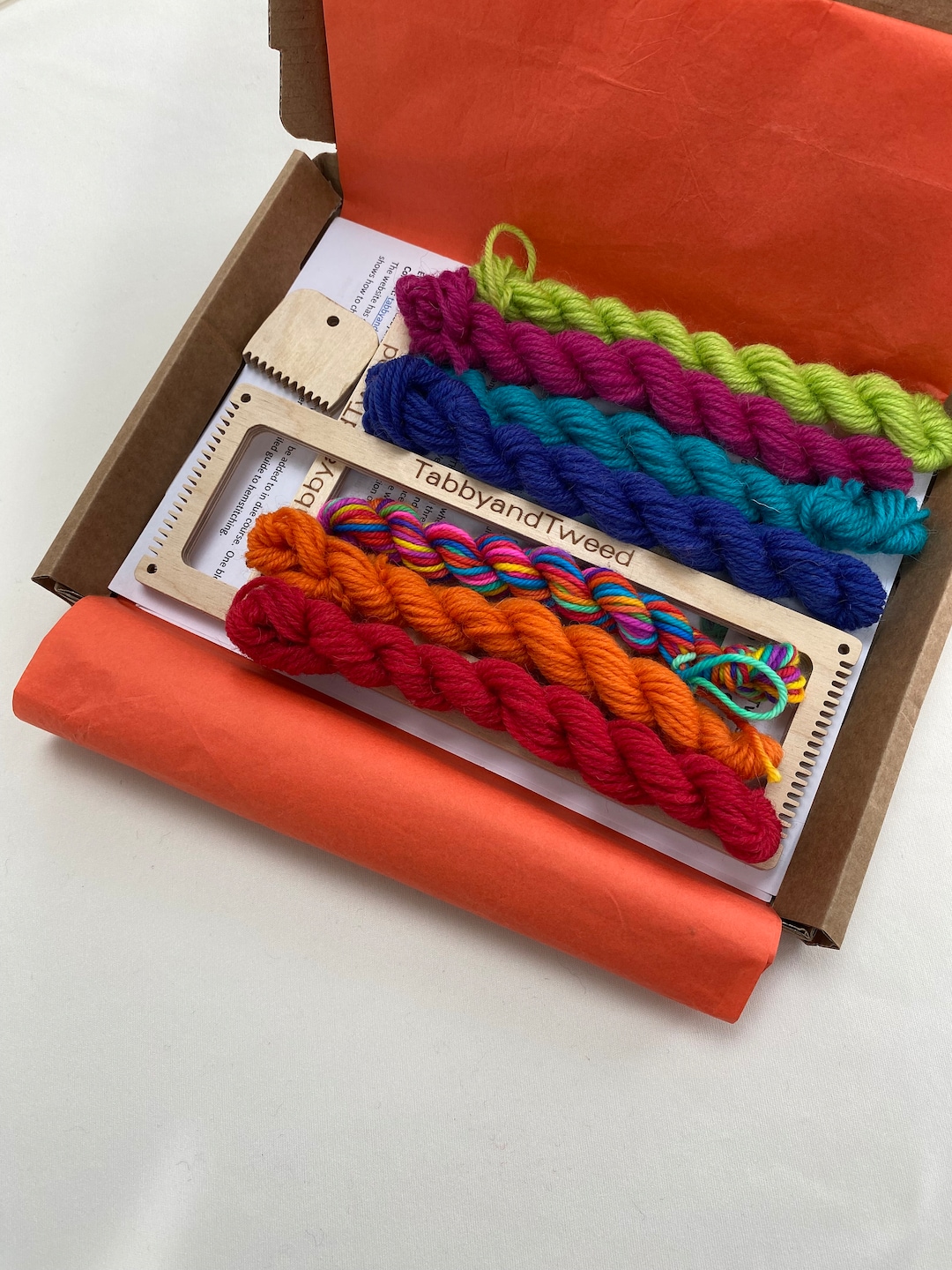 Beginners Weaving Loom Kit - Gift Boxed. Learn to Weave a Bookmark and ...
