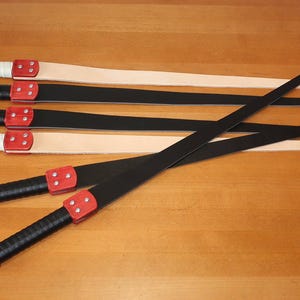 Dragon Talon Flogger Hard Leather ( Black / Light ) Max Pain 31" (81 Cm ...