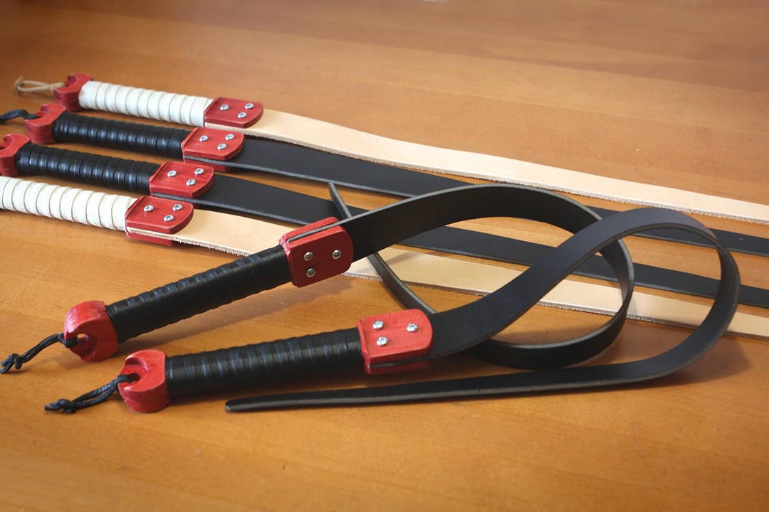 Dragon Talon Flogger Hard Leather ( Black / Light ) Max Pain 31" (81 Cm ...