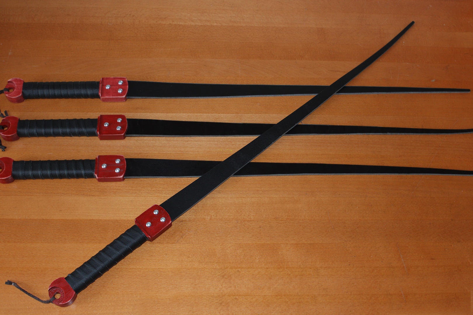 Dragon Talon Flogger Hard Leather Black Max Pain 31 81 Cm Free Shipping ...