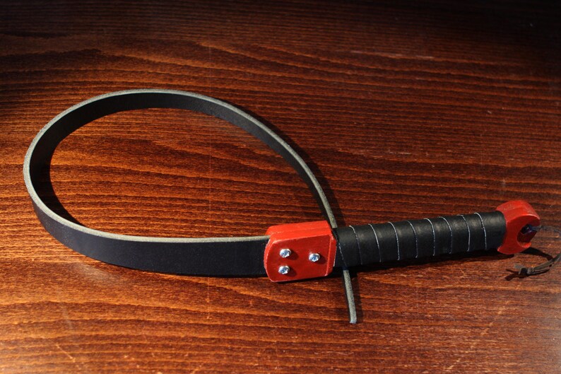 Dragon Talon Flogger Hard Leather Black Max Pain 31 81 Cm Free Shipping ...