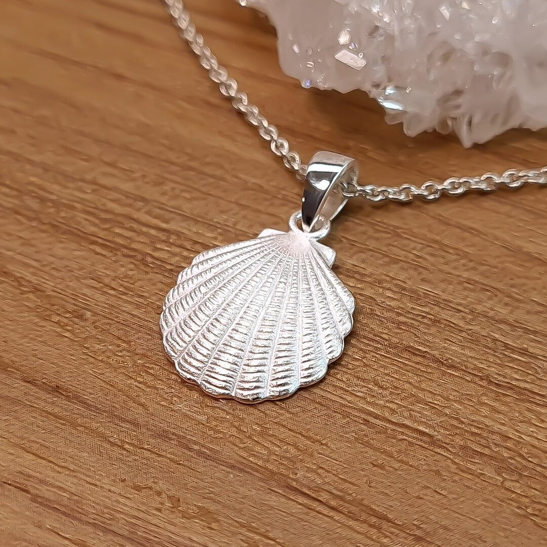 Muschel Anhänger - Silberanhänger - kleine Muschel als Anhänger ...