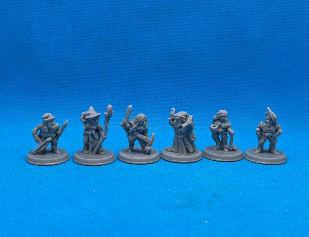 Gnomes and Gnomettes, 28mm Miniatures, Dungeons and Dragons, or Any RPG ...