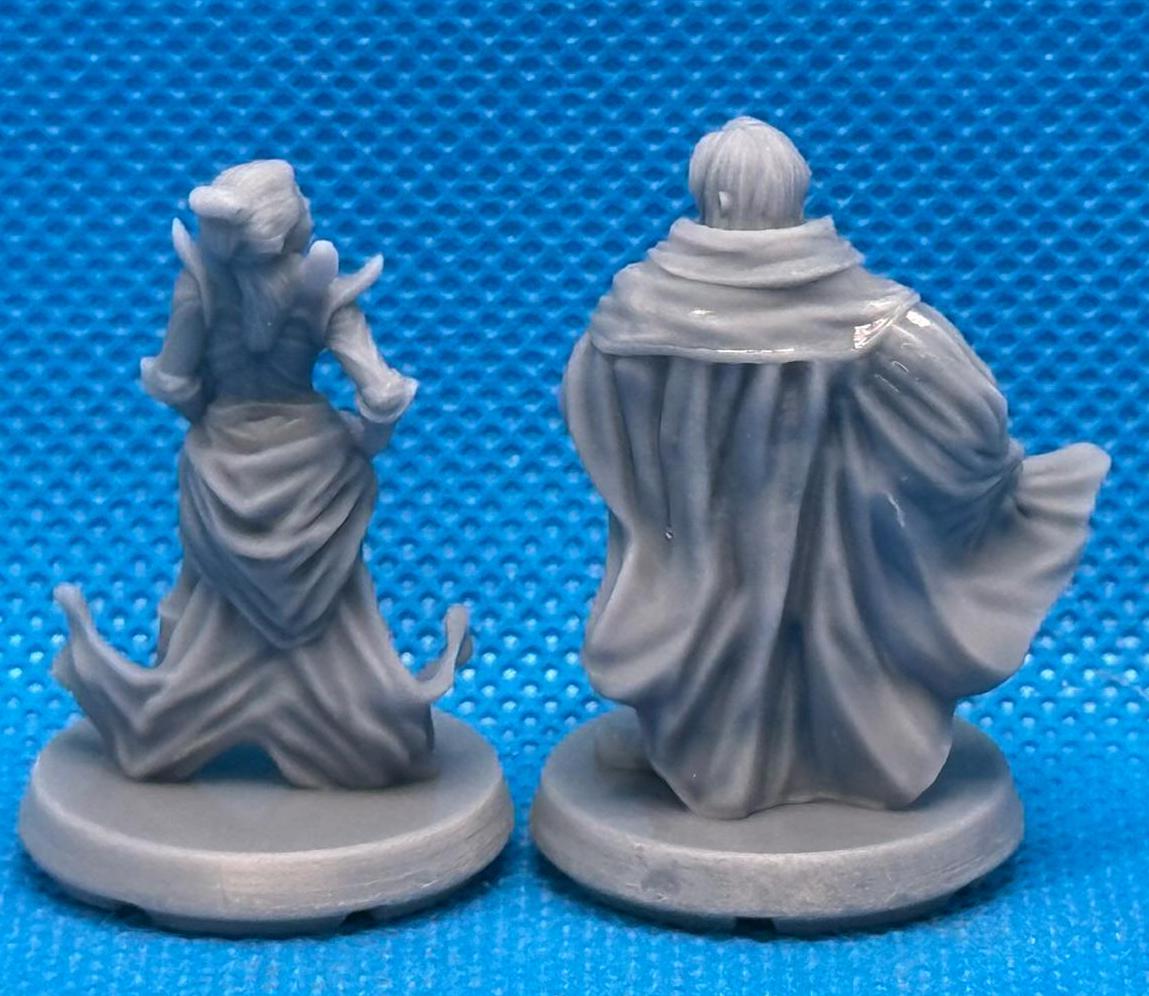 Vampire, Male & Female Vampire, 28mm Miniature, Dungeons and Dragons ...