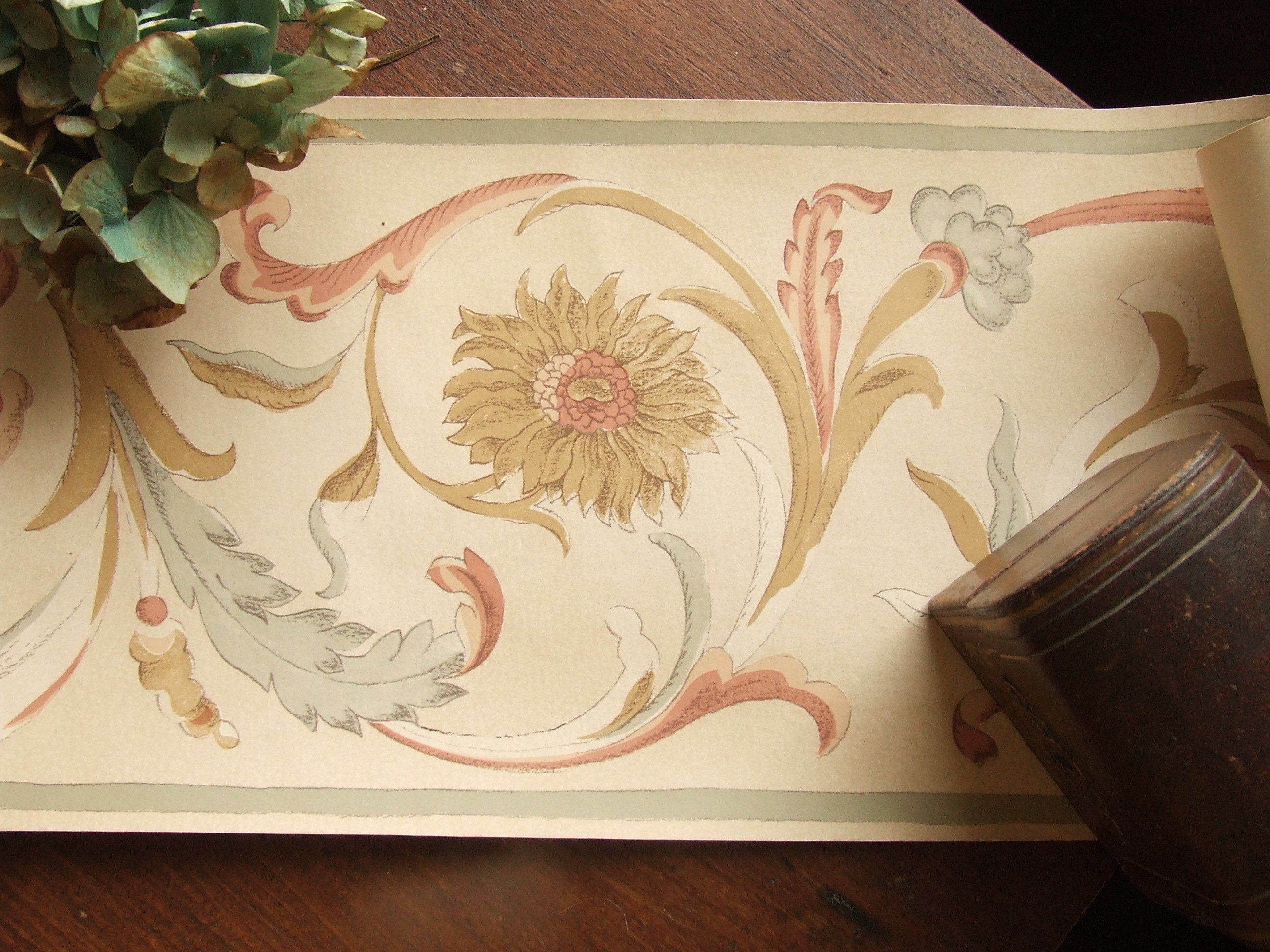 Vintage Laura Ashley Wallpaper Border. Scrolls. - Etsy UK