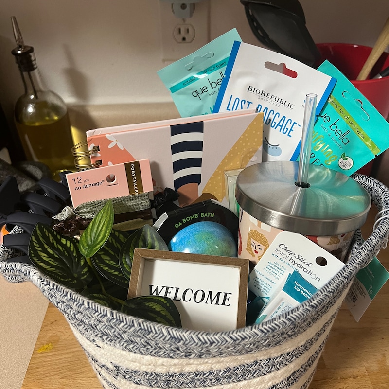 Employee Gift Basket - 60+ Gift Ideas for 2025
