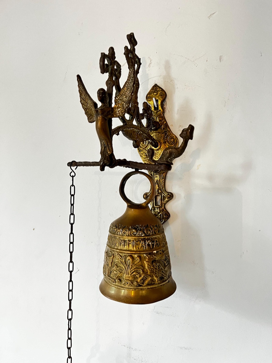 Antike, große Türklingel, Klosterglocke mit Engel, Haustürklingel ...