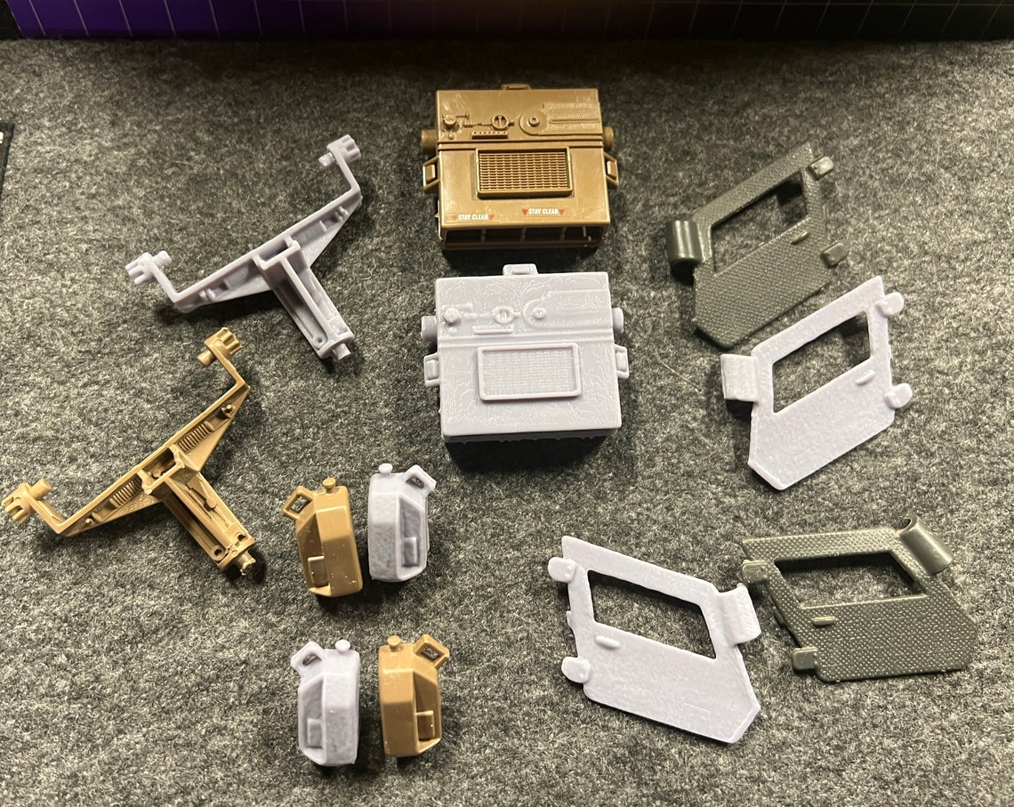 G.I. Joe ARAH VAMP Mk2 Turret Mount/rack Door and Gas Cans Replacement ...