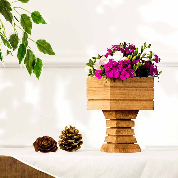 Elevated Planter Box - Etsy