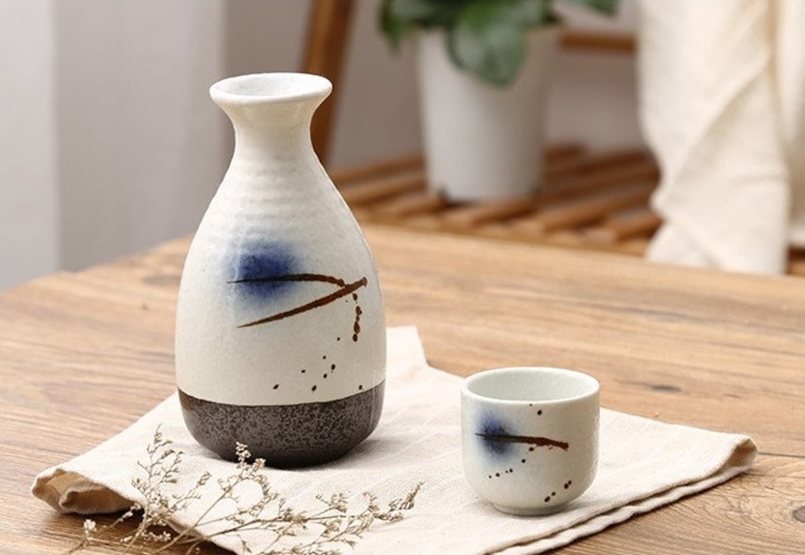 Contemporary Ceramic Sake Set Aesthetic Sake Carafe and Cups - Etsy