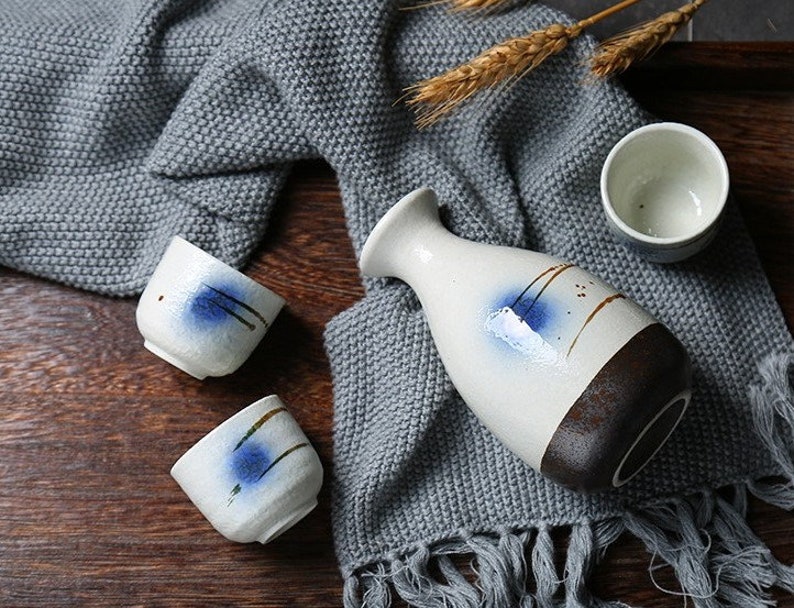 Contemporary Ceramic Sake Set Aesthetic Sake Carafe and Cups - Etsy