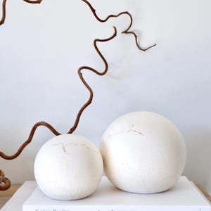 Elegant Marble Effect Plaster Sphere Set - Modern Sculptural Orb Decor ...