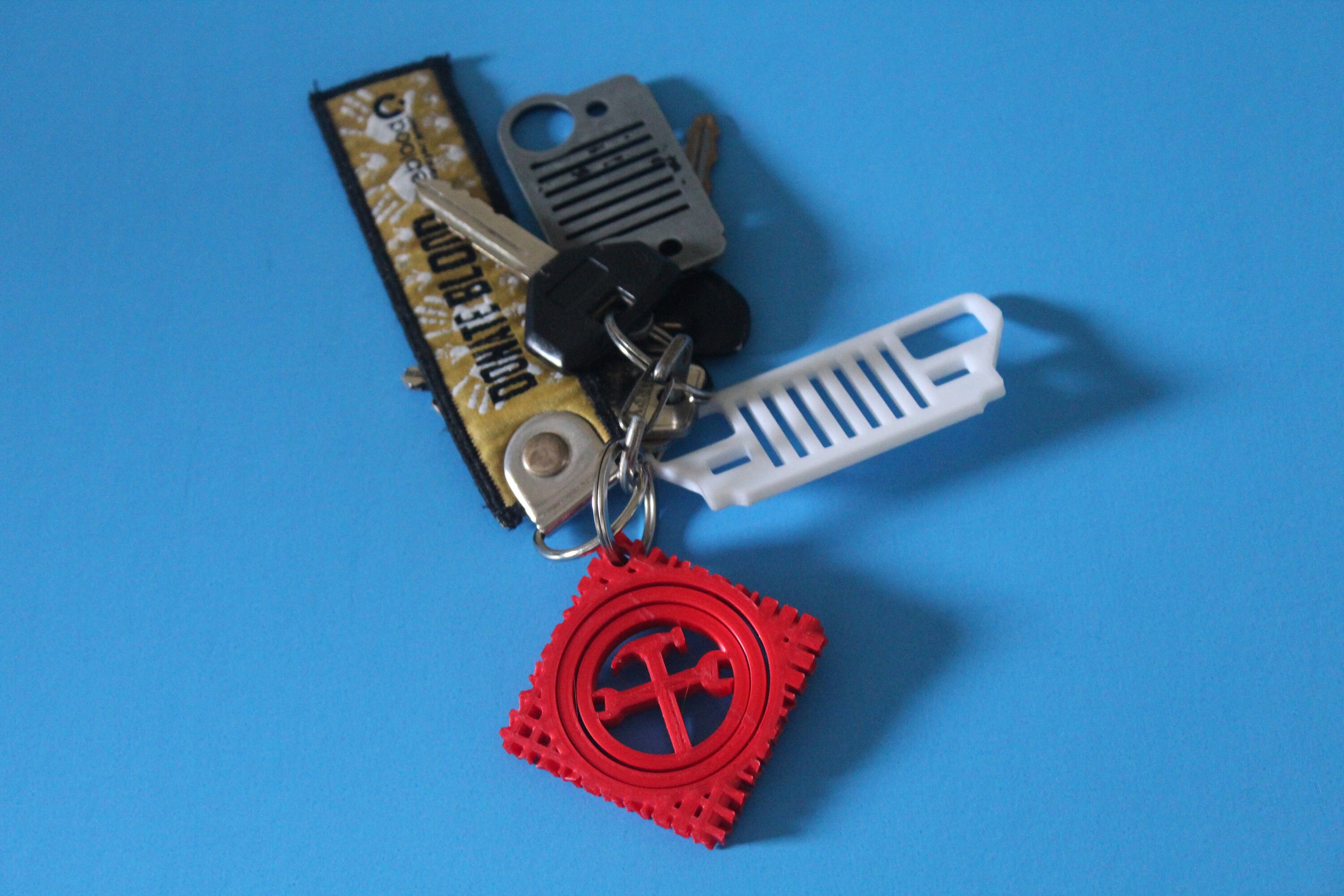 3D Printed Makerneer Gyroscope Keychain - Etsy