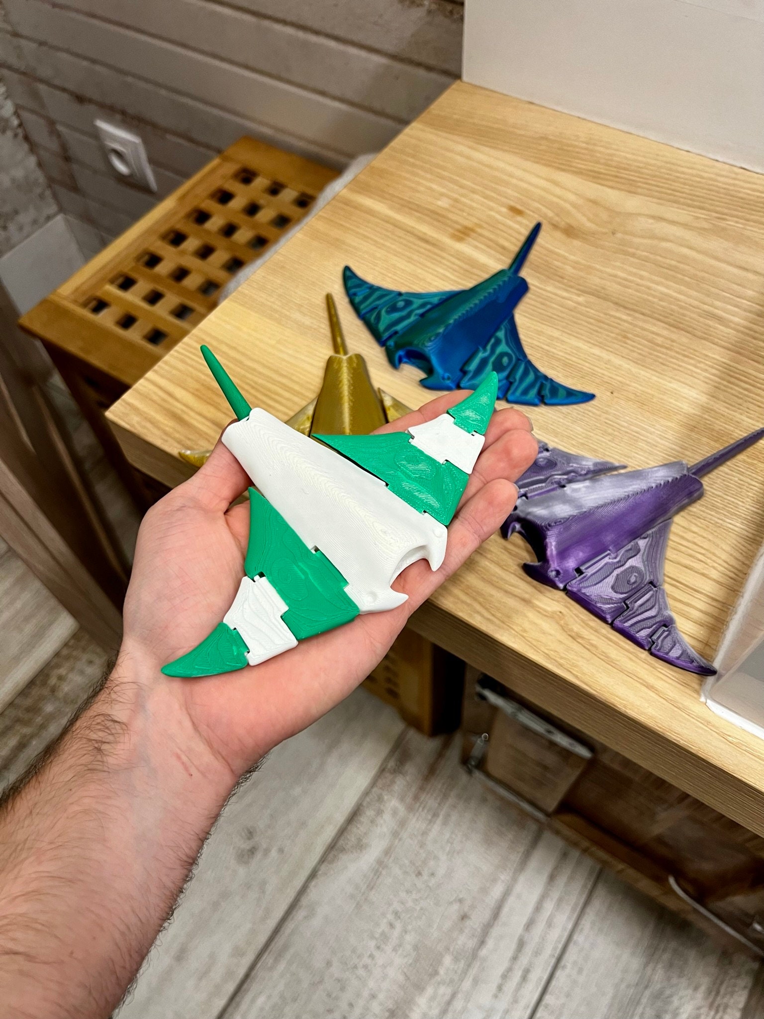 Articulated Manta Ray Toy | Articulated Fish | Sea Creature | Sea ...