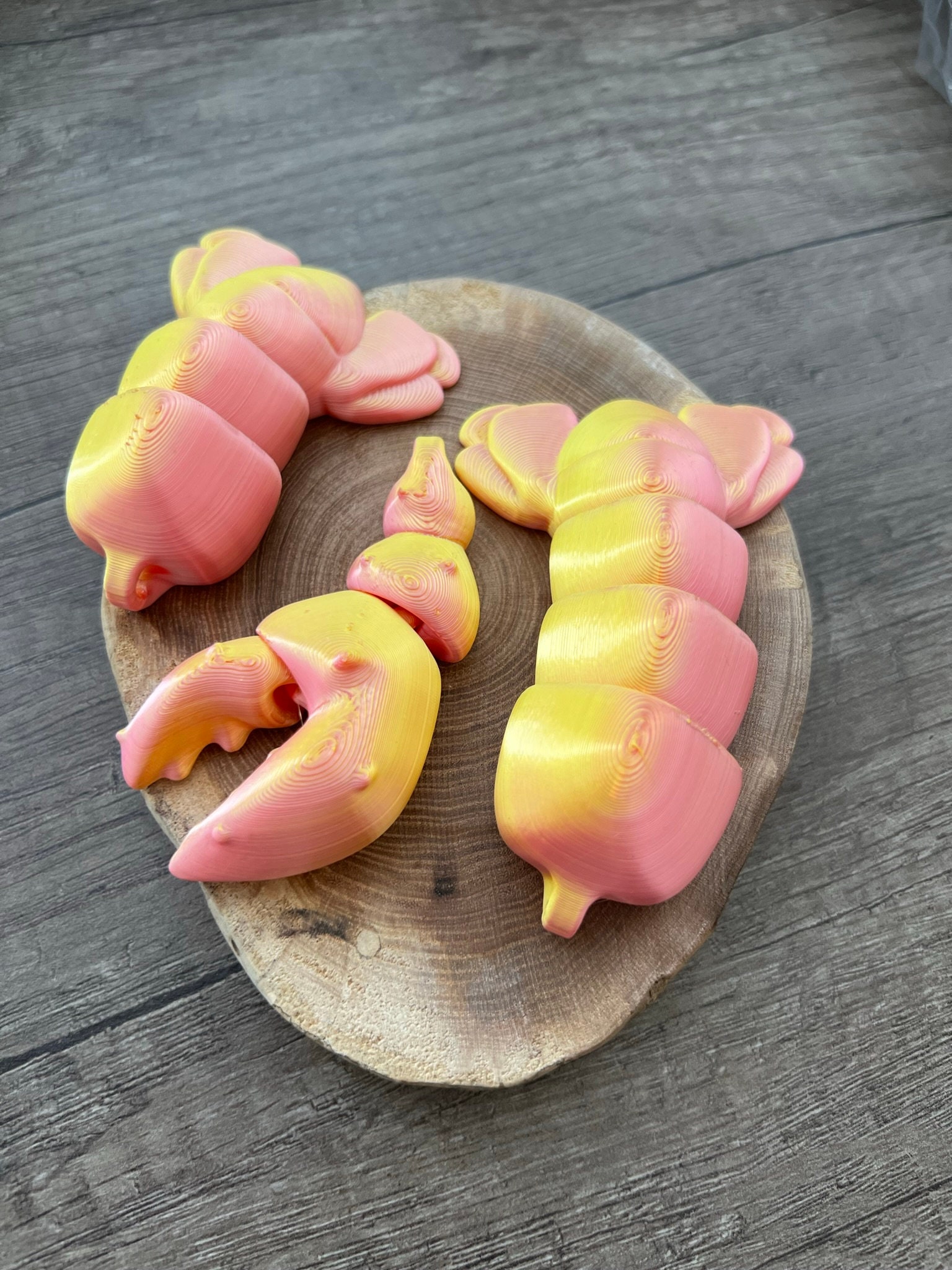 Crab Claw Keychain Stim Toy for Your Plessure Articulated Animal Funny ...