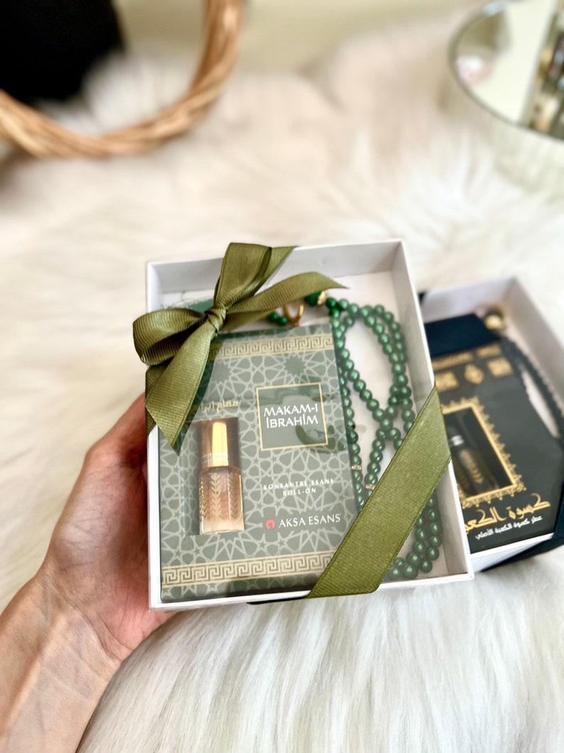 Islamic Perfume and Tasbih Gift Set, Ramadan Favors, Ramadan Mubarak ...