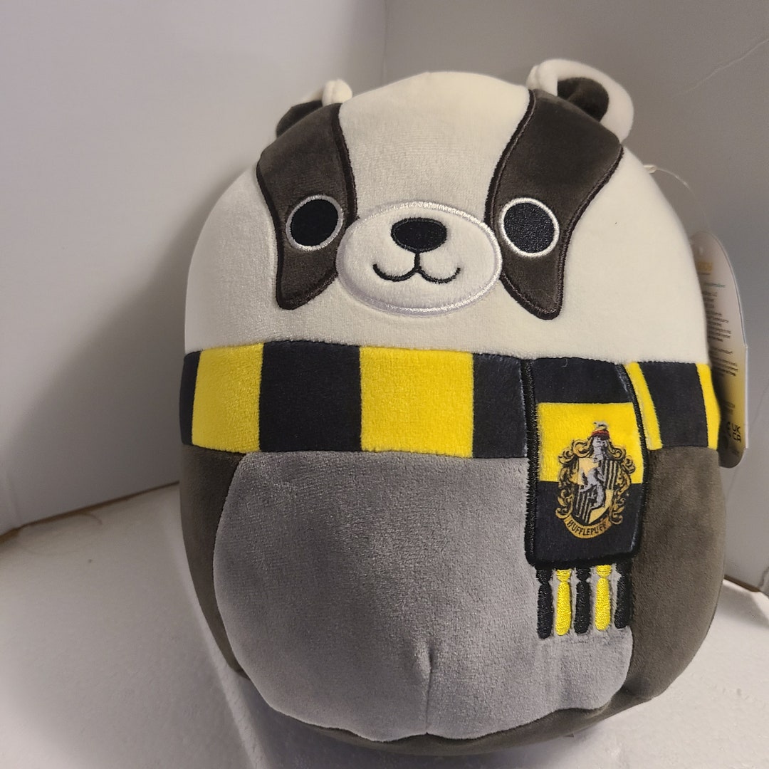 8 SQUISHMALLOWS Harry Potter HUFFLEPUFF BADGER Scarf Plush Hogwarts - Etsy