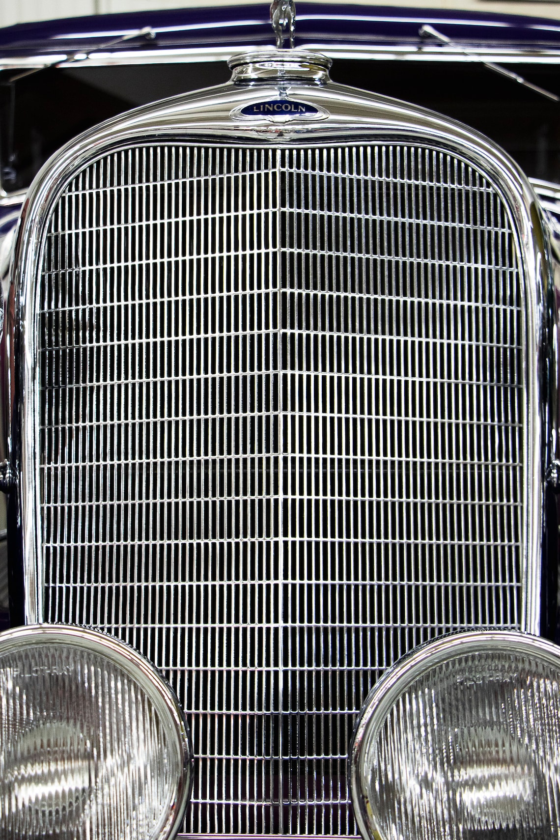 1933 Lincoln Kb-series V12 Front Grille and Headlights Color Photograph ...