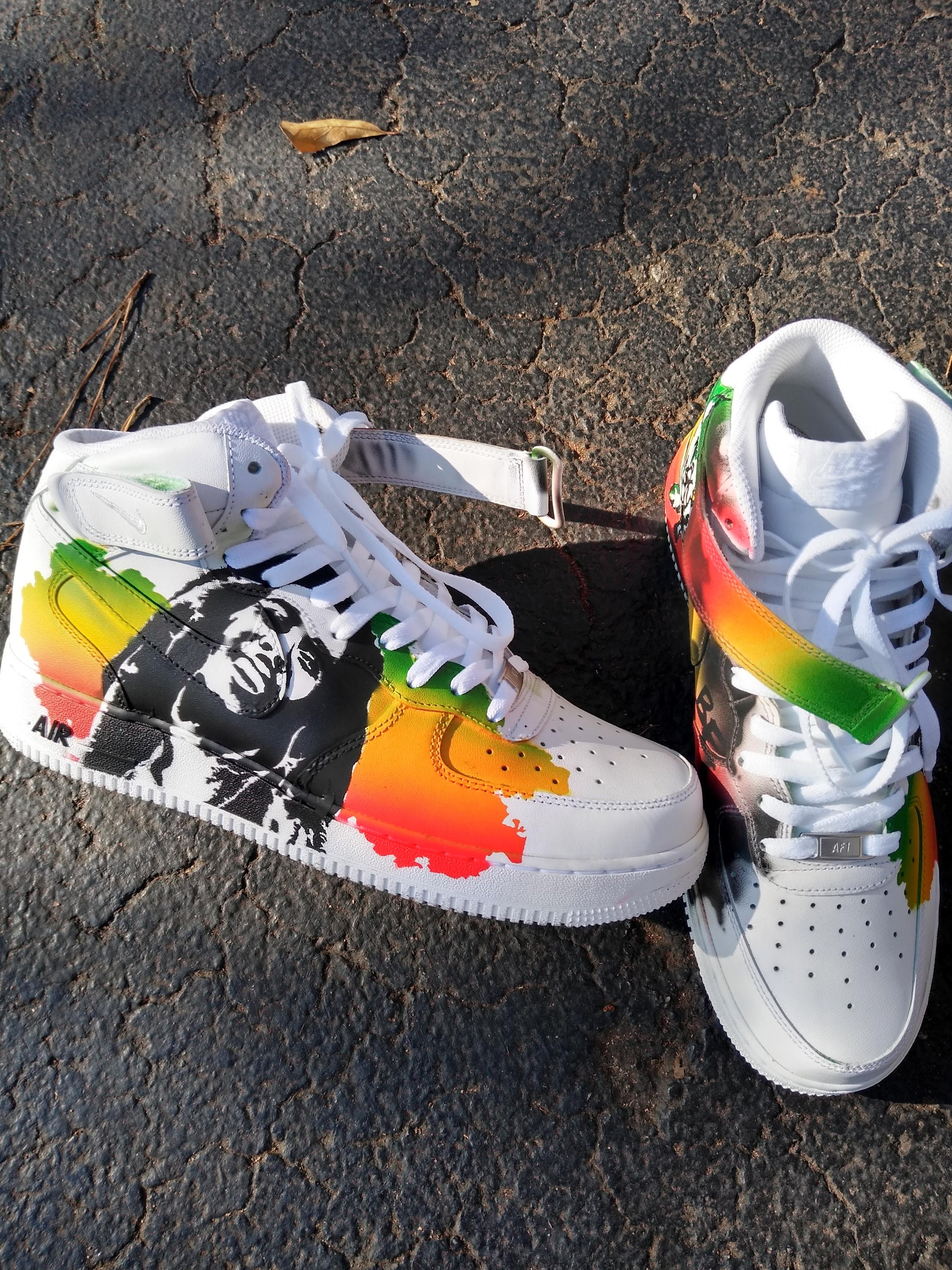 Rasta Nike Log