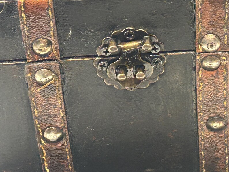 Old Style Sea Trunk Trinket Box With Leather Straps and Studs - Etsy UK