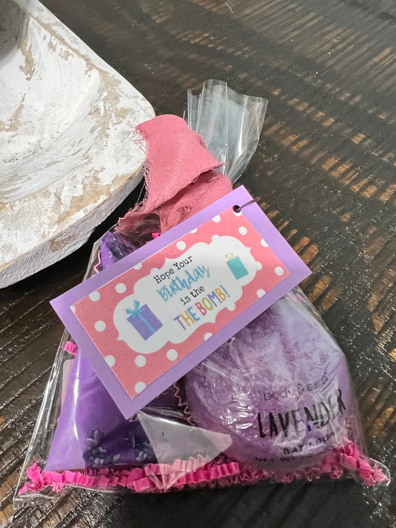 Birthday Bath Bomb Gift Tag Hope Your Birthday is the Bomb - Etsy