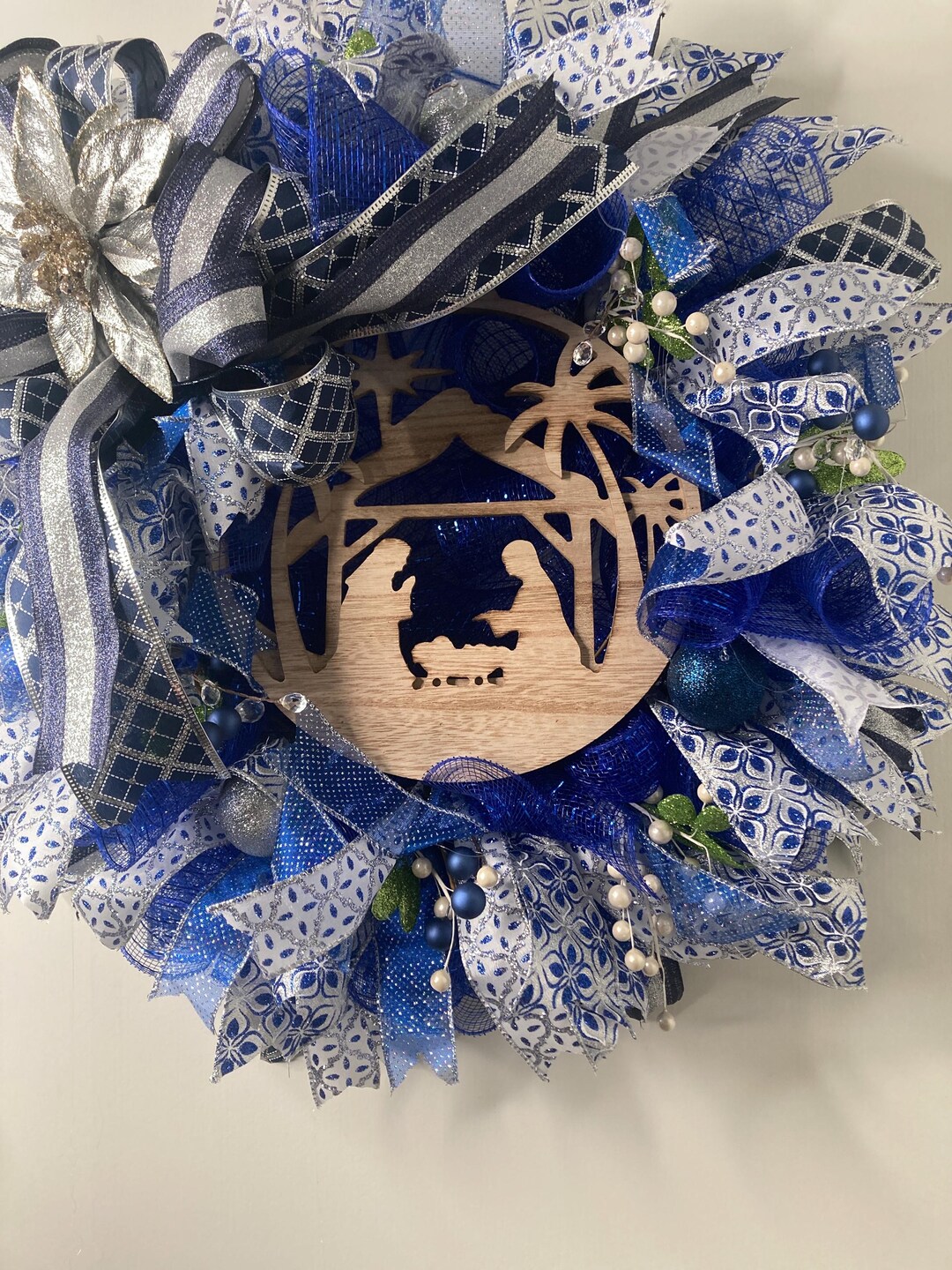 Nativity Christmas Wreath, Blue Mesh, Manger Scene, Silver Poinsettia ...