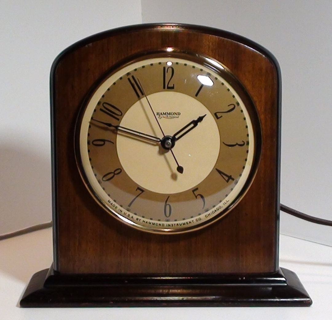 Classy 1940 Hammond Deco Synchronous Electric Mantel Clock the como - Etsy