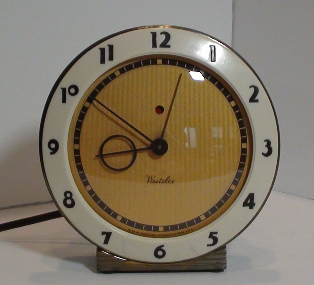 Ultra Desirable Circa 1939 Westclox pittsfield Electric Deco Alarm ...