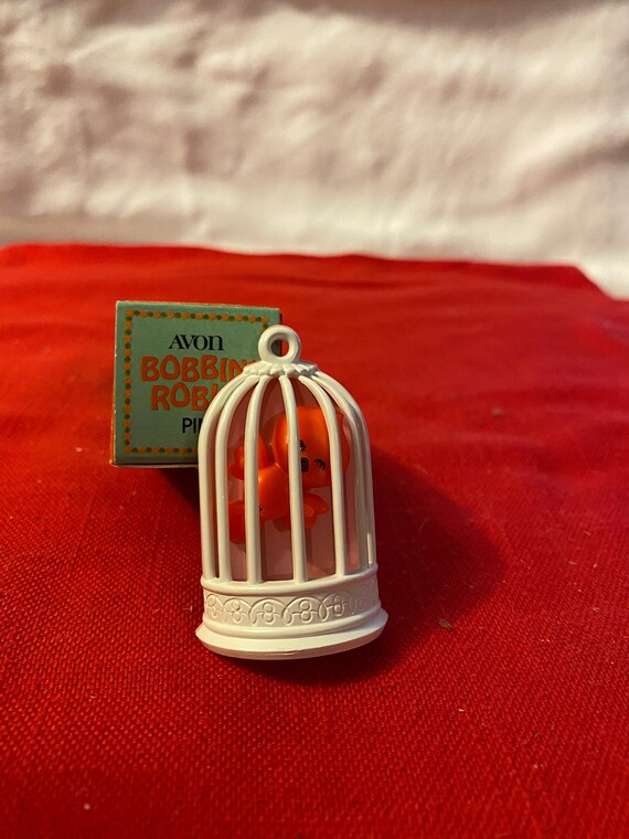 Vintage bobbin pin , - Gem