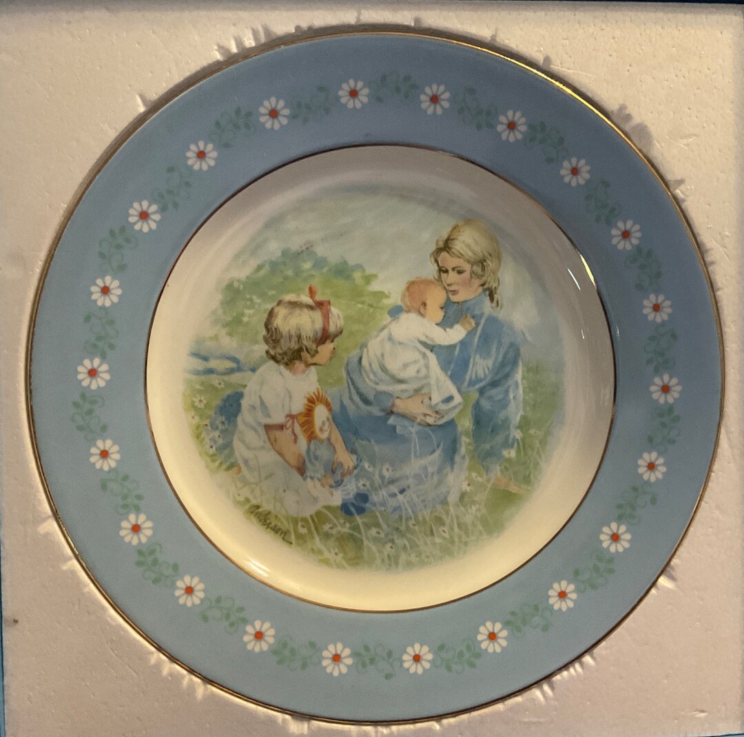 Avon Tenderness Plate Collector Plate From 1974 - Etsy