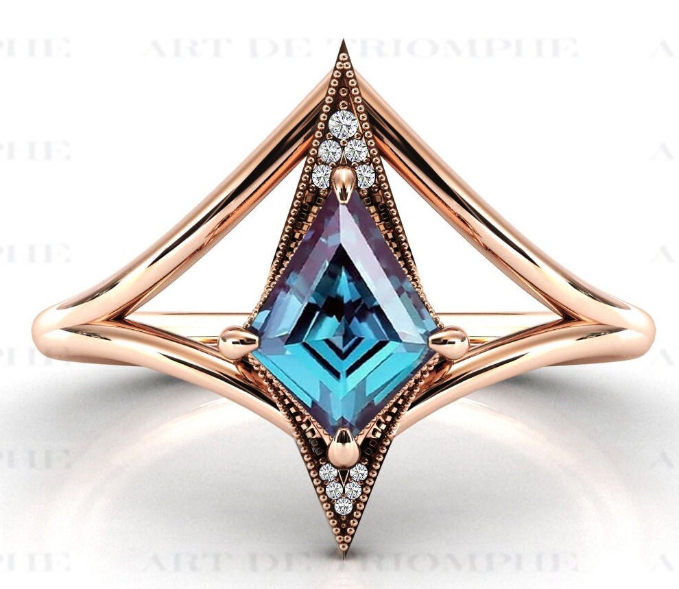 Kite Shaped Alexandrite Engagement Ring Unique Kite Cut - Etsy