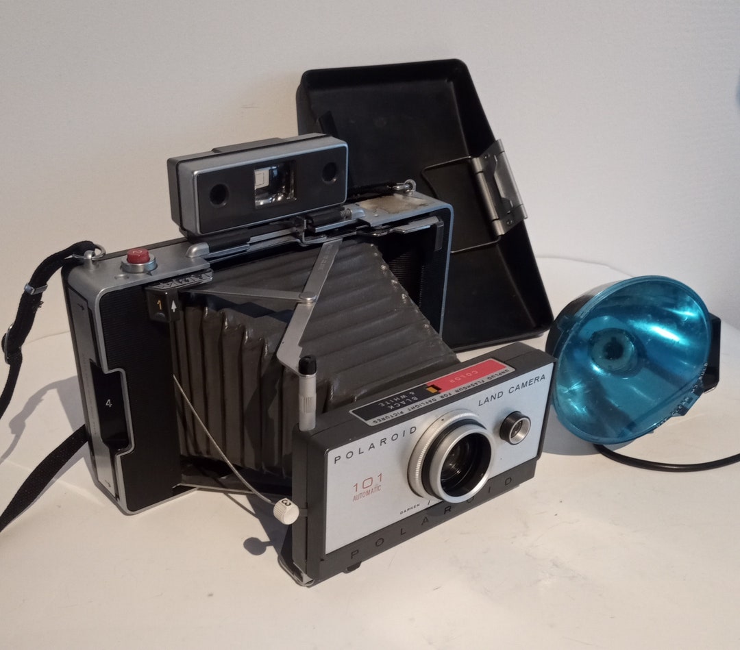 Vintage POLAROID 101 Automatic Bellows Land Camera With Flash - Etsy