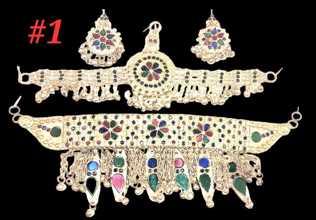 Afghan Traditional Kuchi Jewelry Set Including Necklace, Mathapati ...