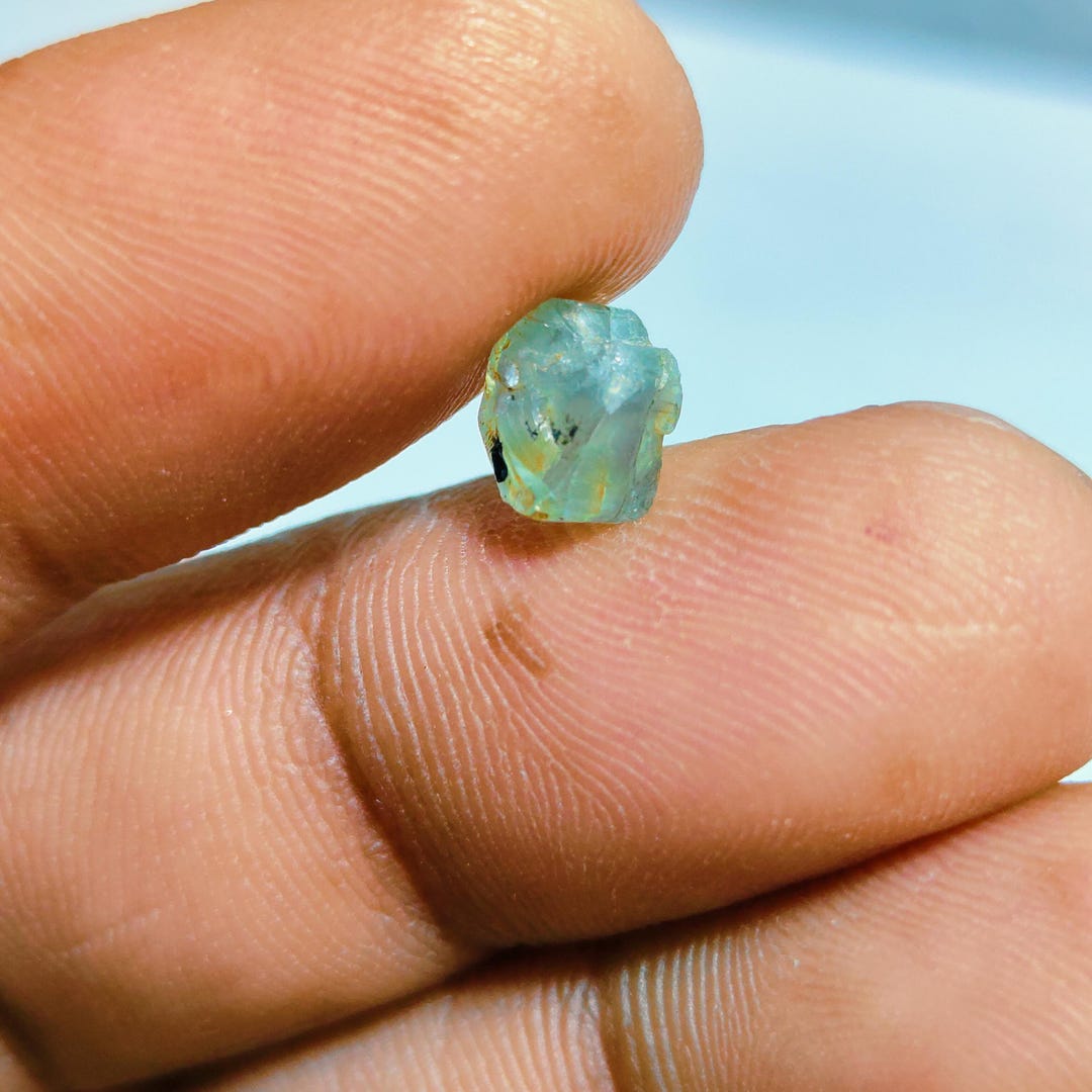 2.19 Ct Natural Alexandrite Uncut Loose: Rough Crystal, Raw Color ...