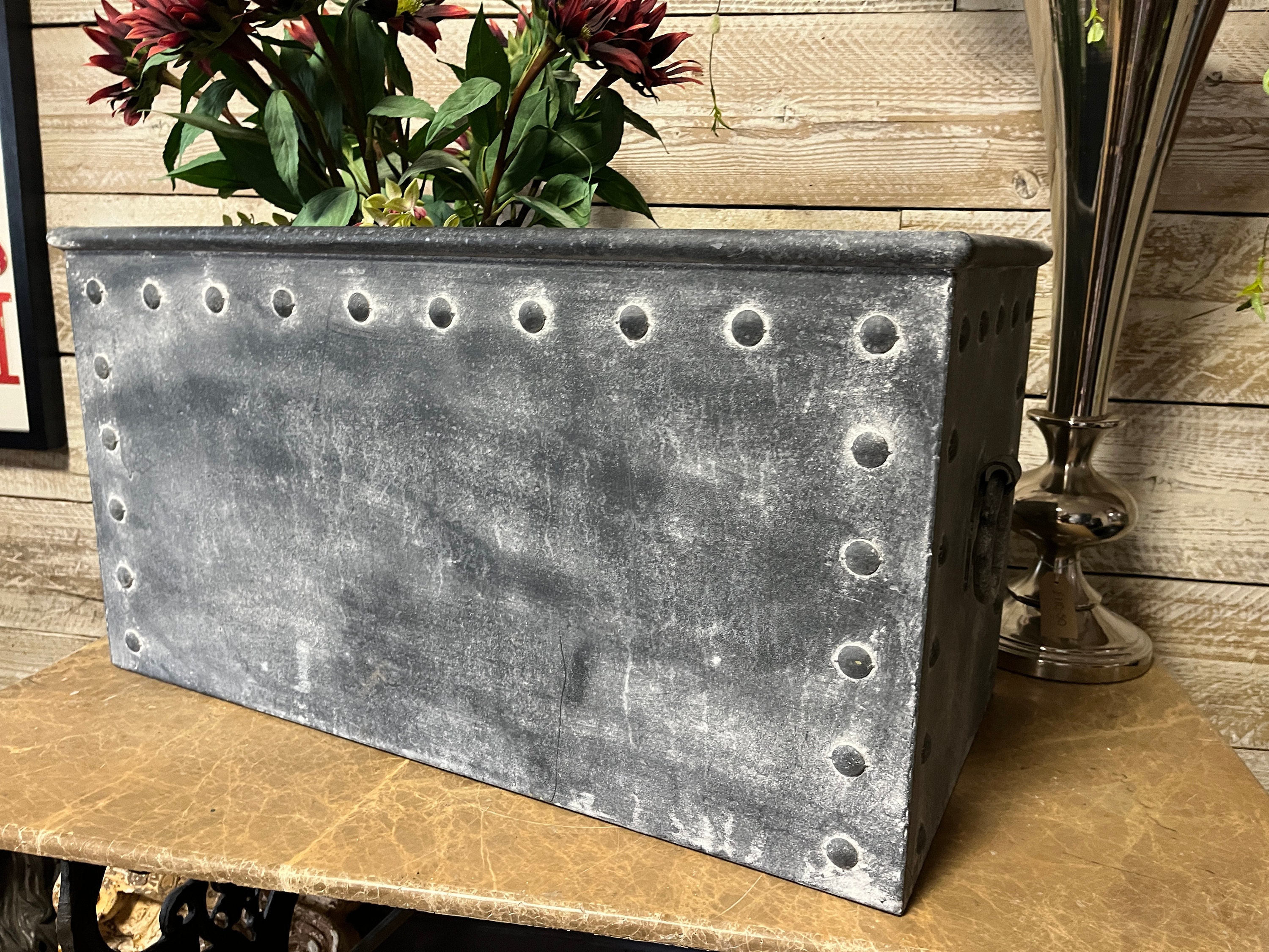 80 Cm Galvanised Riveted Trough - Water Trough - Metal Garden Planter ...