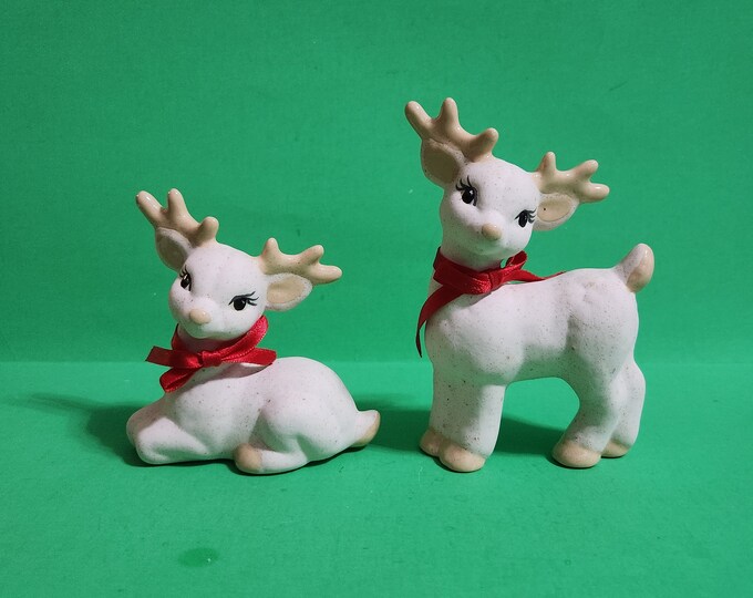 Set of 2 Ceramic/porcelain Reindeer Figurines With Red Bows **free ...
