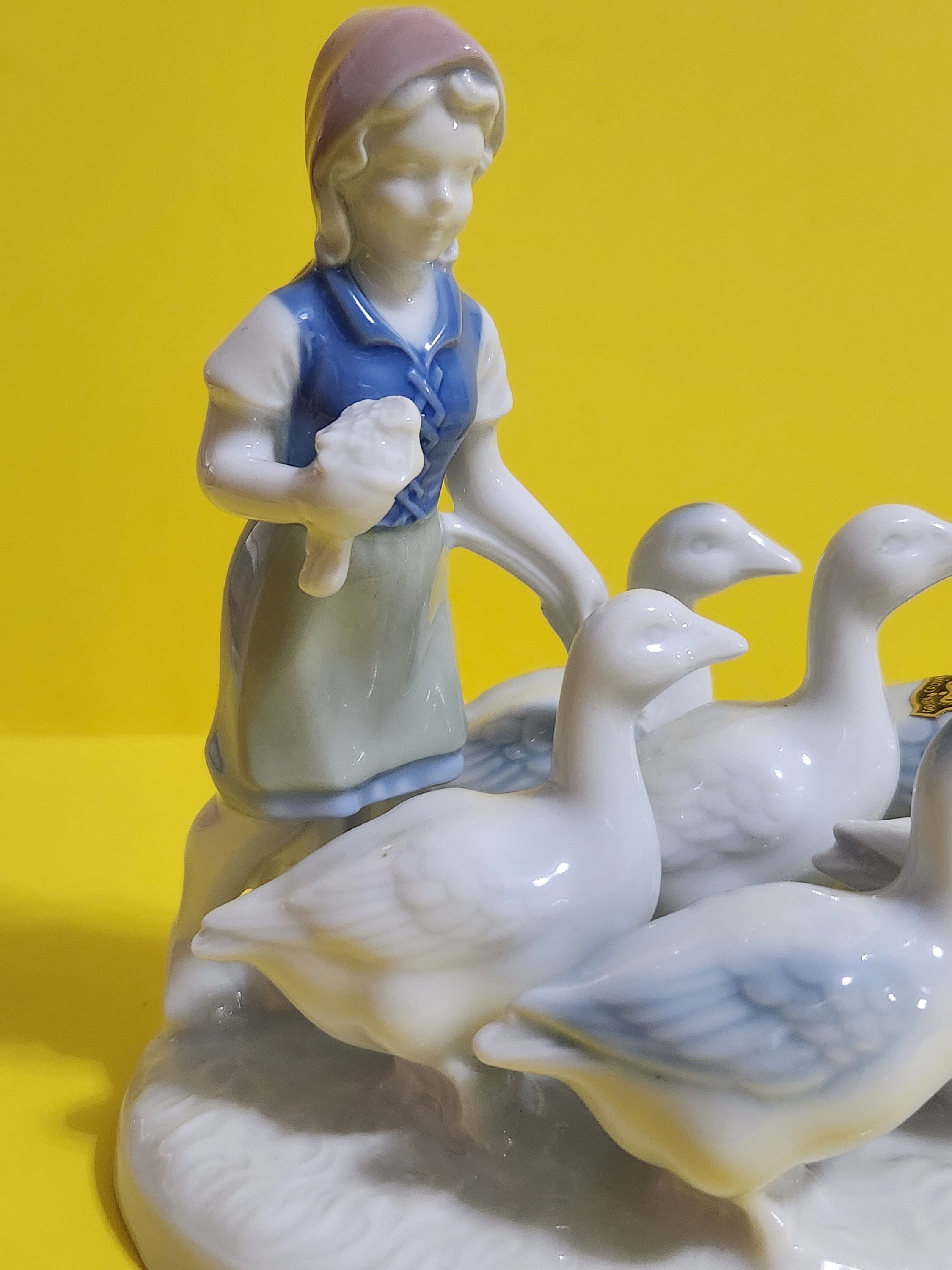 Gerald Porzellan Bavaria Western Germany Figurine Featuring a Young ...