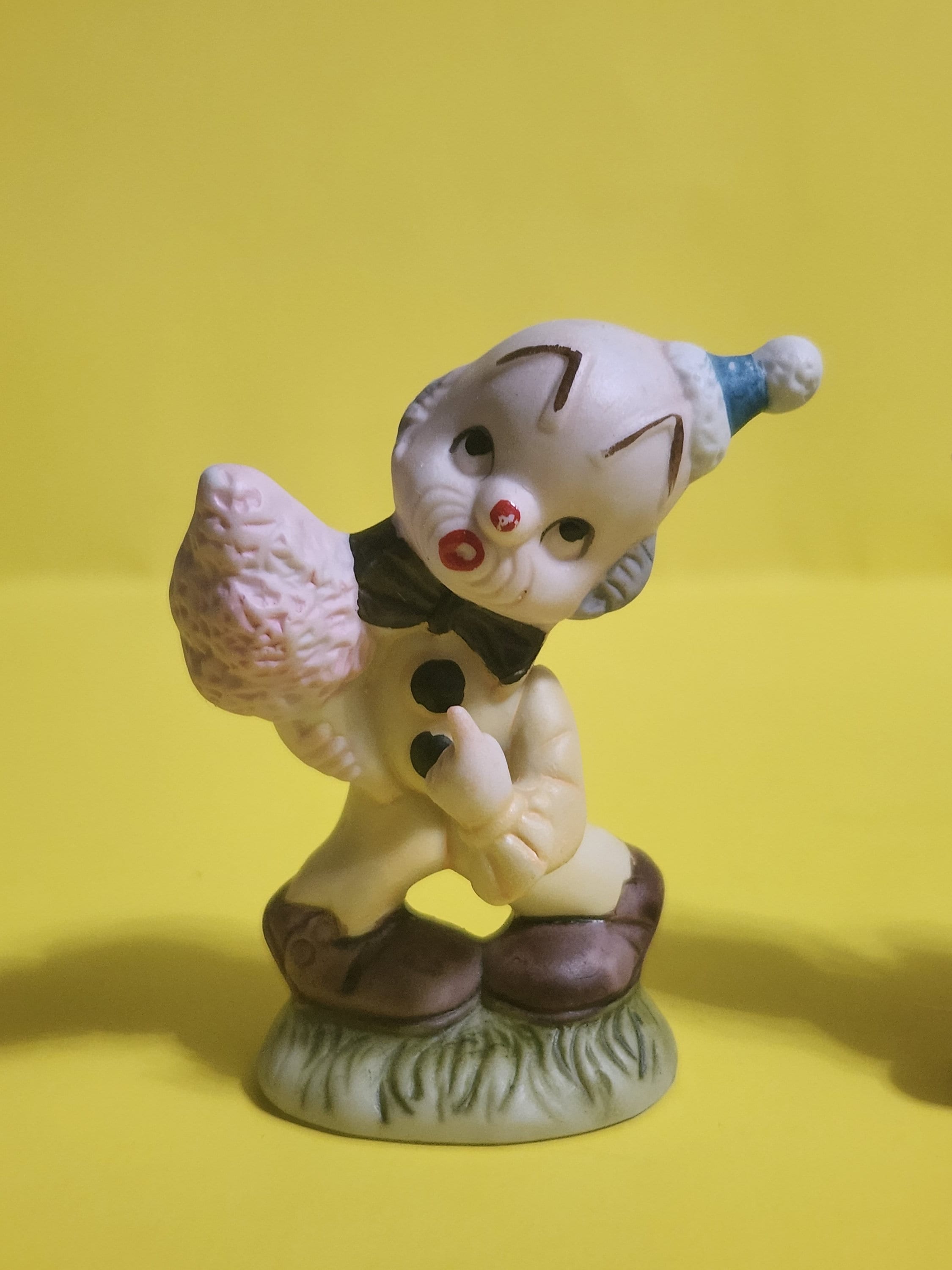 Set of 2 Ceramic/porcelain Small Clown Figurines Featuring Clowns With ...