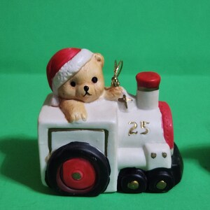 Set of 2 Mismatched Ceramic/porcelain Train/car Ornaments **free ...