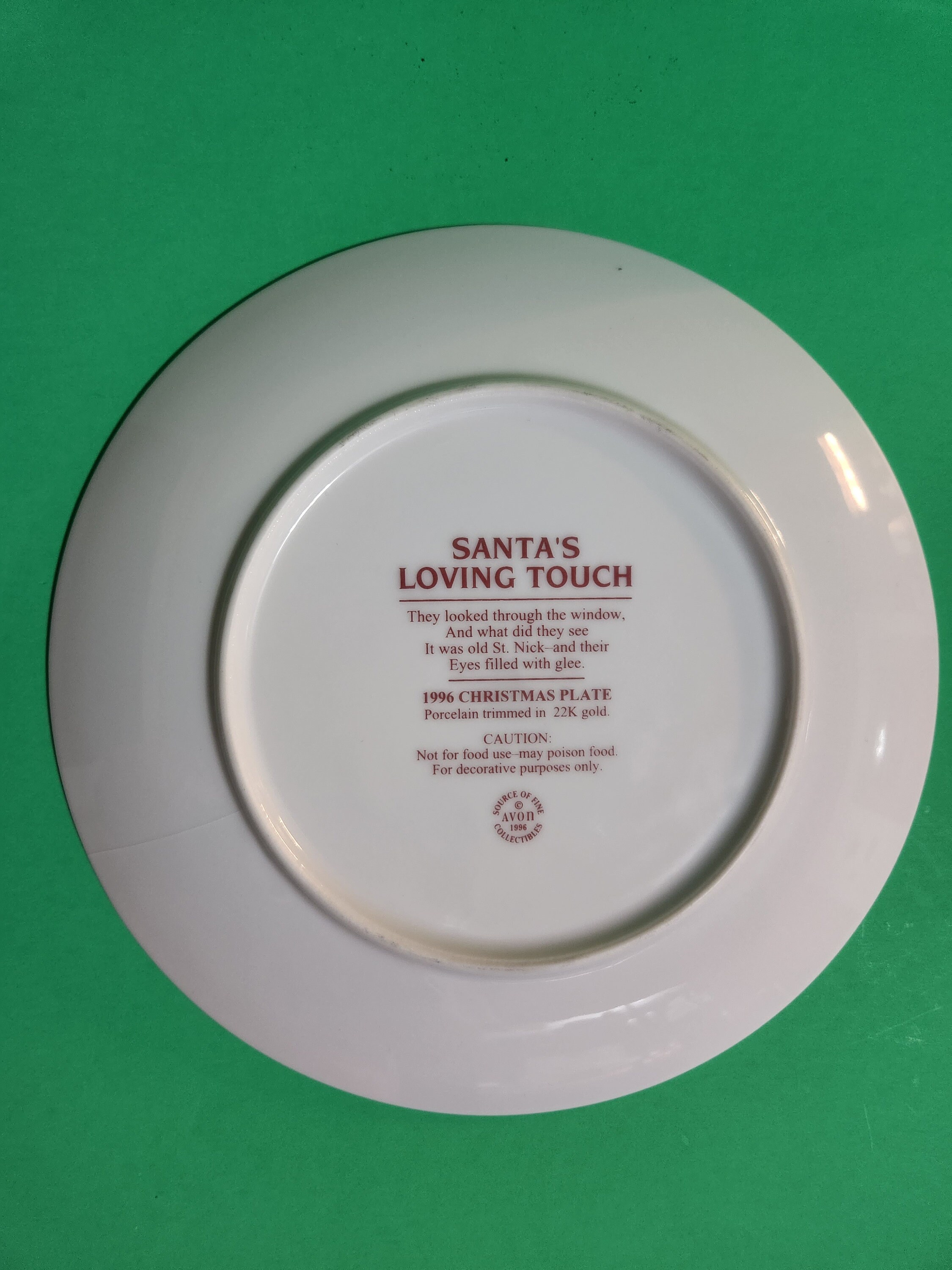 Avon santa's Loving Touch 1996 Porcelain Christmas Plate, Trimmed in ...